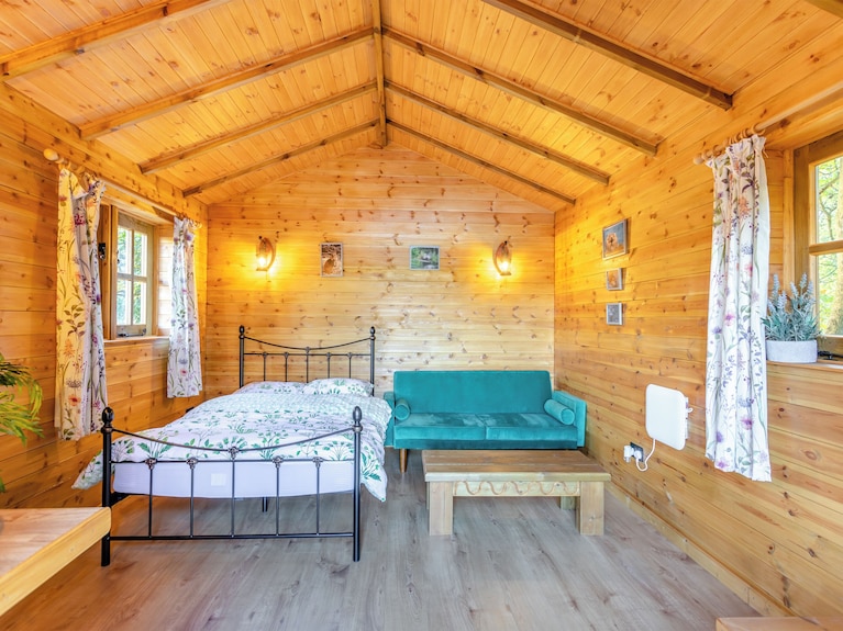 Beautiful Grounds, Well Thought Out. - 에식스