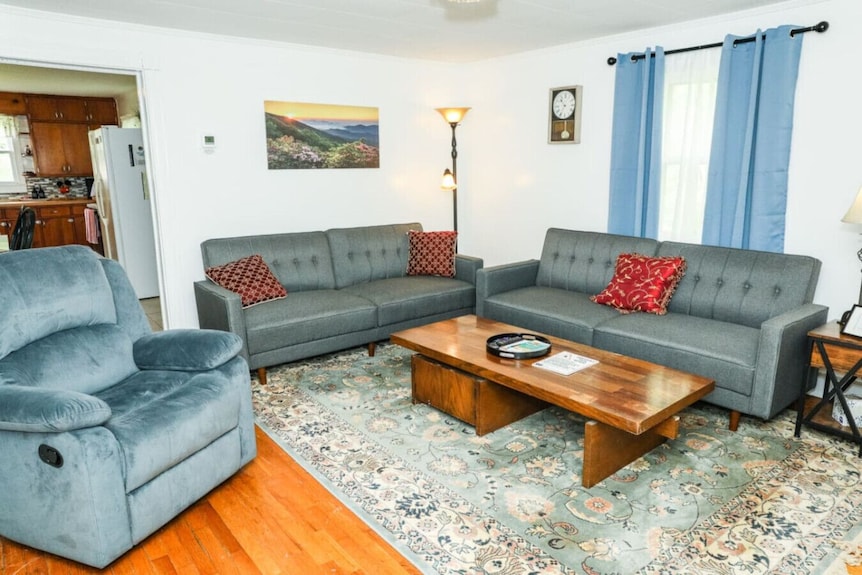 Heritage Farmhouse By Buffalo Mountain Getaway - Floyd, VA