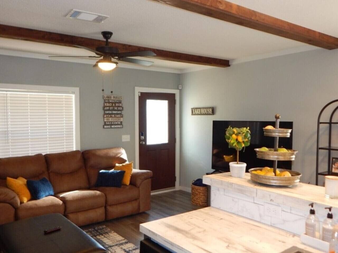 Lake Front Lake House Paradise! - Mount Pleasant, TX