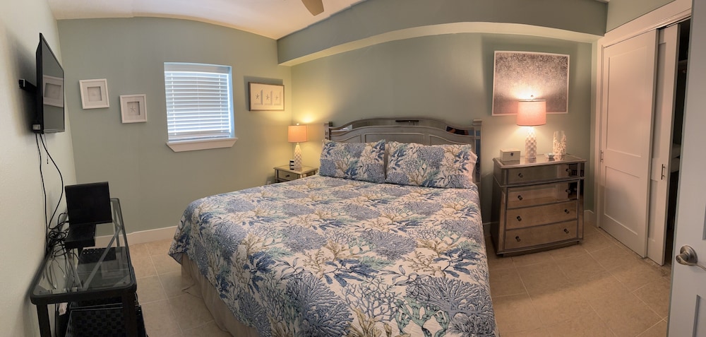 Top Floor Bay View #409 - Bayside, TX