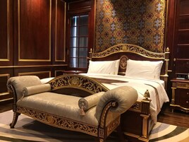 Suite Royal, Vista para a cidade | Roupa de alta qualidade, minibar, cofre no quarto 