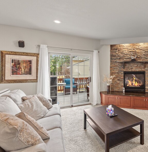 Twin Lakes Village 3-story Townhousegolf Views, Wet Bar, Game Room, Pool! - Idaho