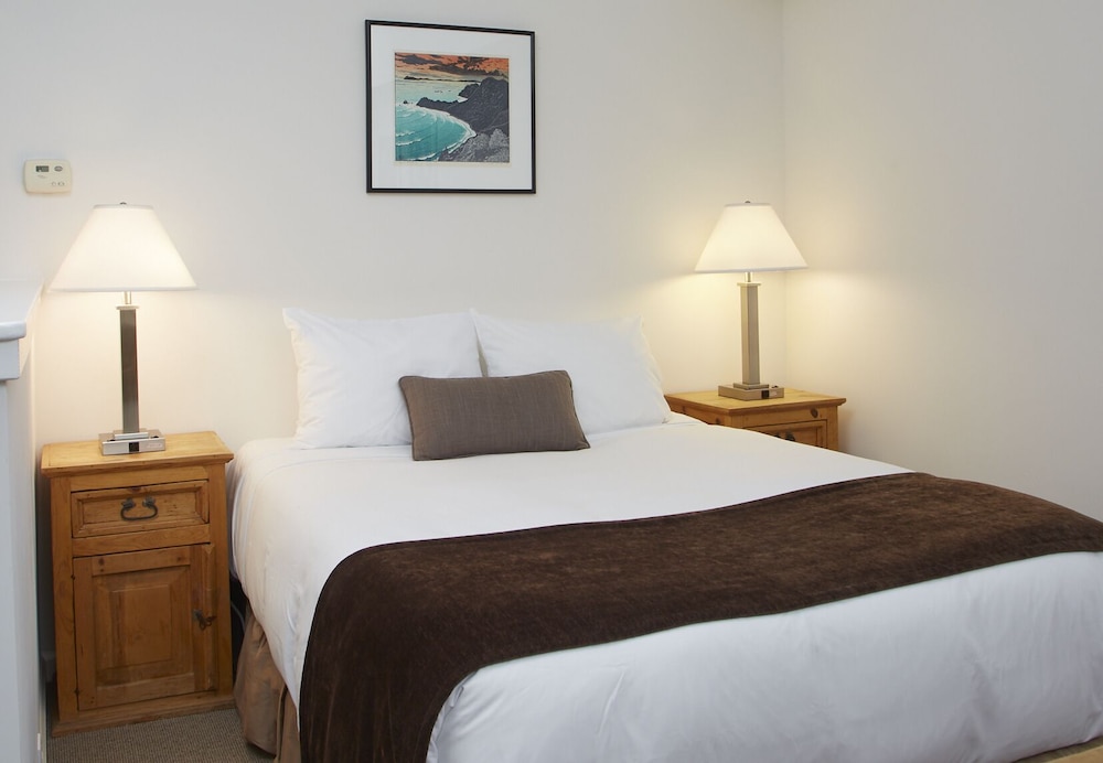 105 | Light & Fresh Studio - Pool + Hot Tubs - Olympic Valley, CA