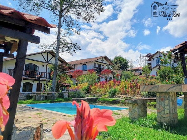 Hotel Villa De Paris - Chachapoyas