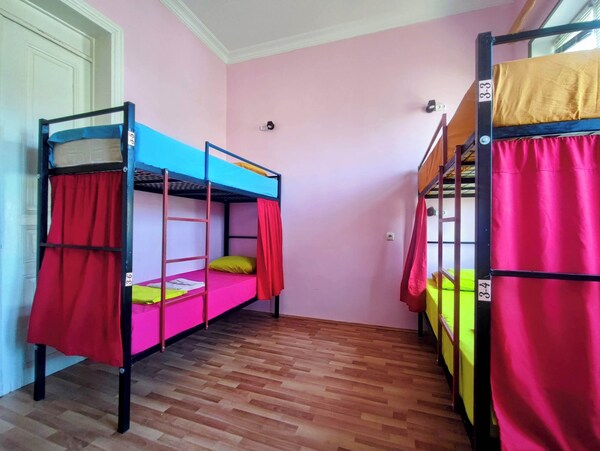 The Friends Hostel & Sauna - Koutaïssi