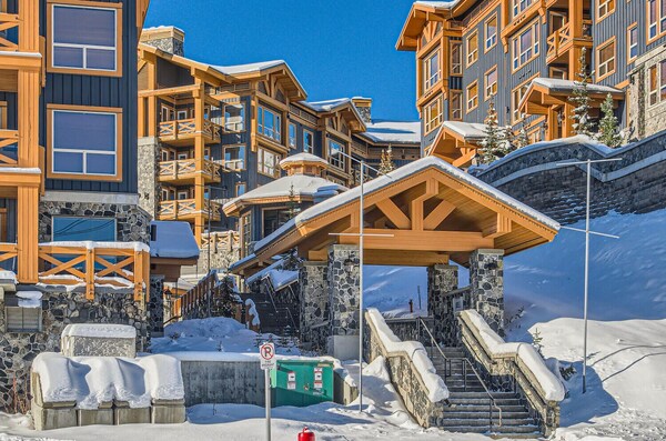 Stonegate Resort By Okanagan Premier - Big White Ski Resort, BC
