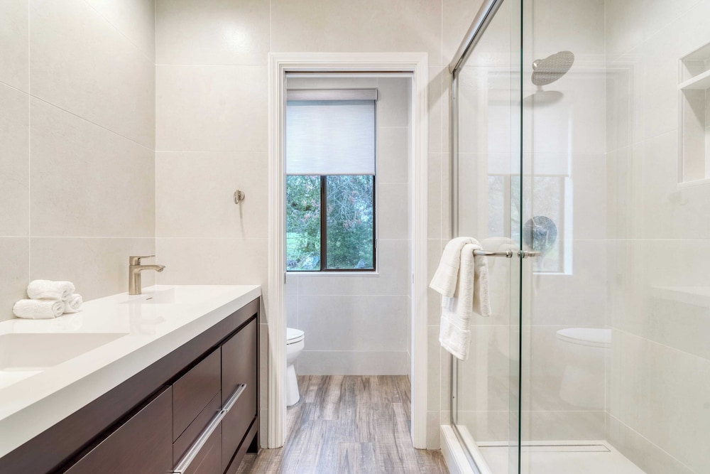 Malvasia By Avantstay Luxe Wine Country Retreat - Petaluma, CA