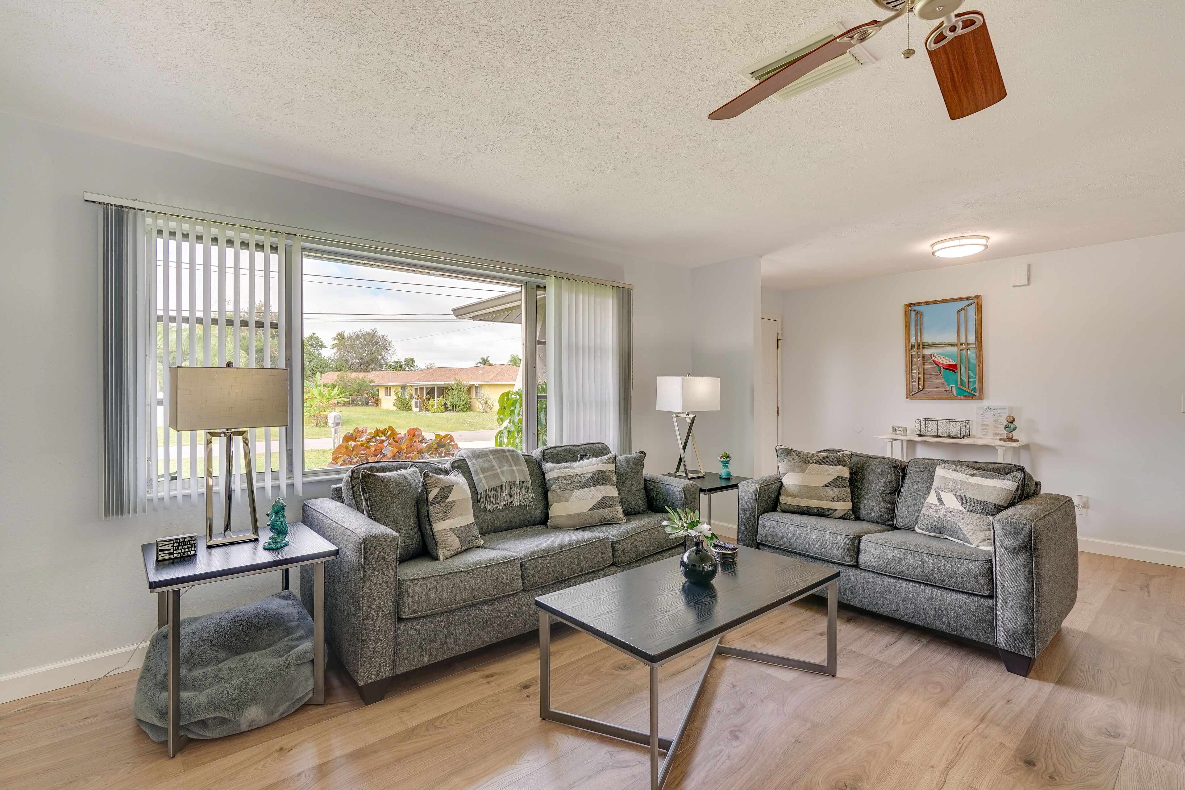 Screened Lanai & Pool: Remodeled Cape Coral Home! - Cape Coral, FL