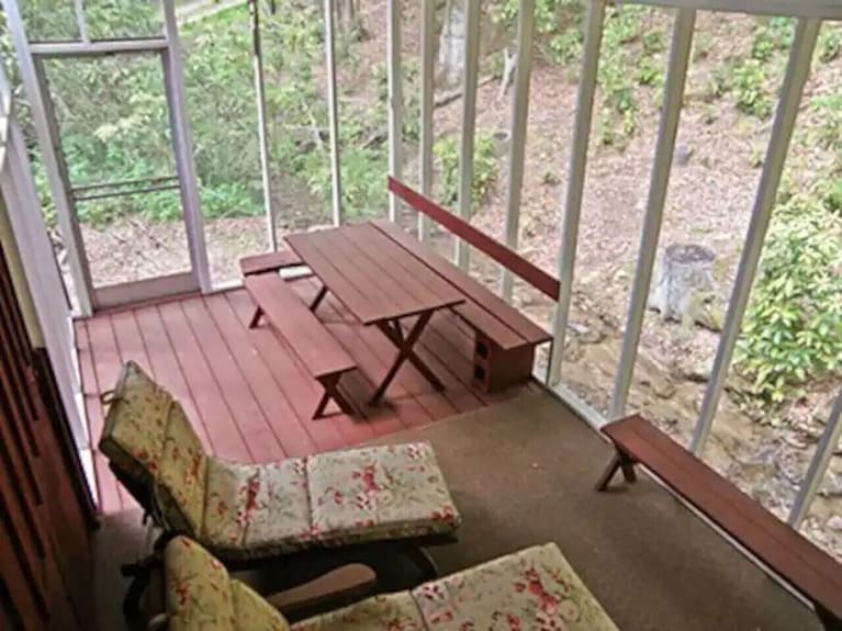 Little Gray Cottage Secluded - Franklin, NC