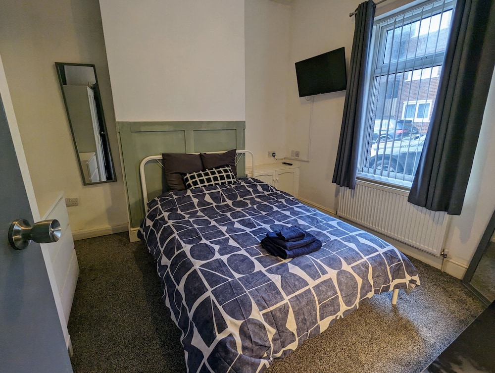 Stylish Double En Suite Room In A Central Location With Fantastic Facilities. - Barrow-in-Furness