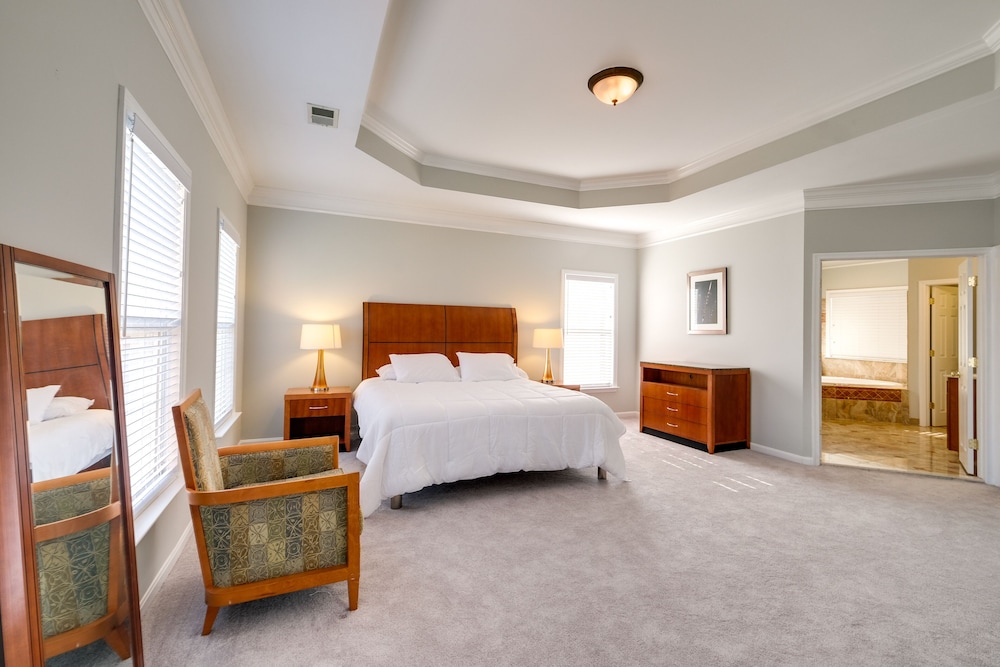 Springfield Sanctuary W/ Spacious Deck! - Fairfax, VA