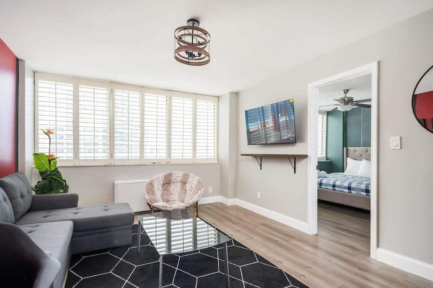 Upgraded Condo With City Views In Atl - Atlanta, GA