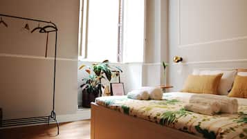 Quarto Duplo Deluxe | Edredões de penas, ferro/tábua de engomar, Wi-fi grátis