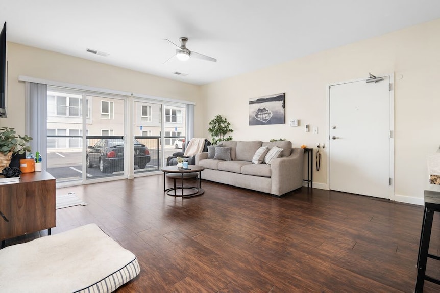 Gorgeous 2 Bed 2 Bath Apartment - Ohio