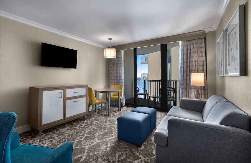 Seaside Serenity : 14th Floor Palms Ocean View - Myrtle Beach, SC