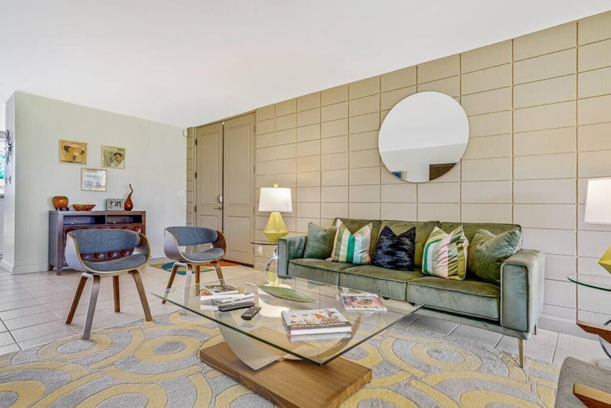 The Velvet Palm: Modern Retreat + Resort Amenities - Palm Desert, CA