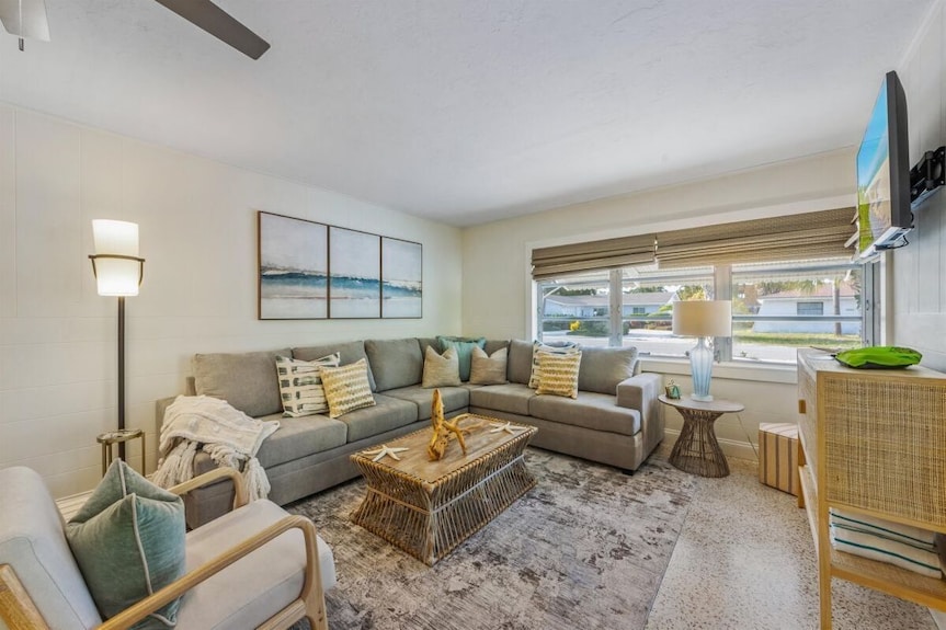Tranquil Palm: Perfect North-end Location - Anna Maria Beach, Anna Maria