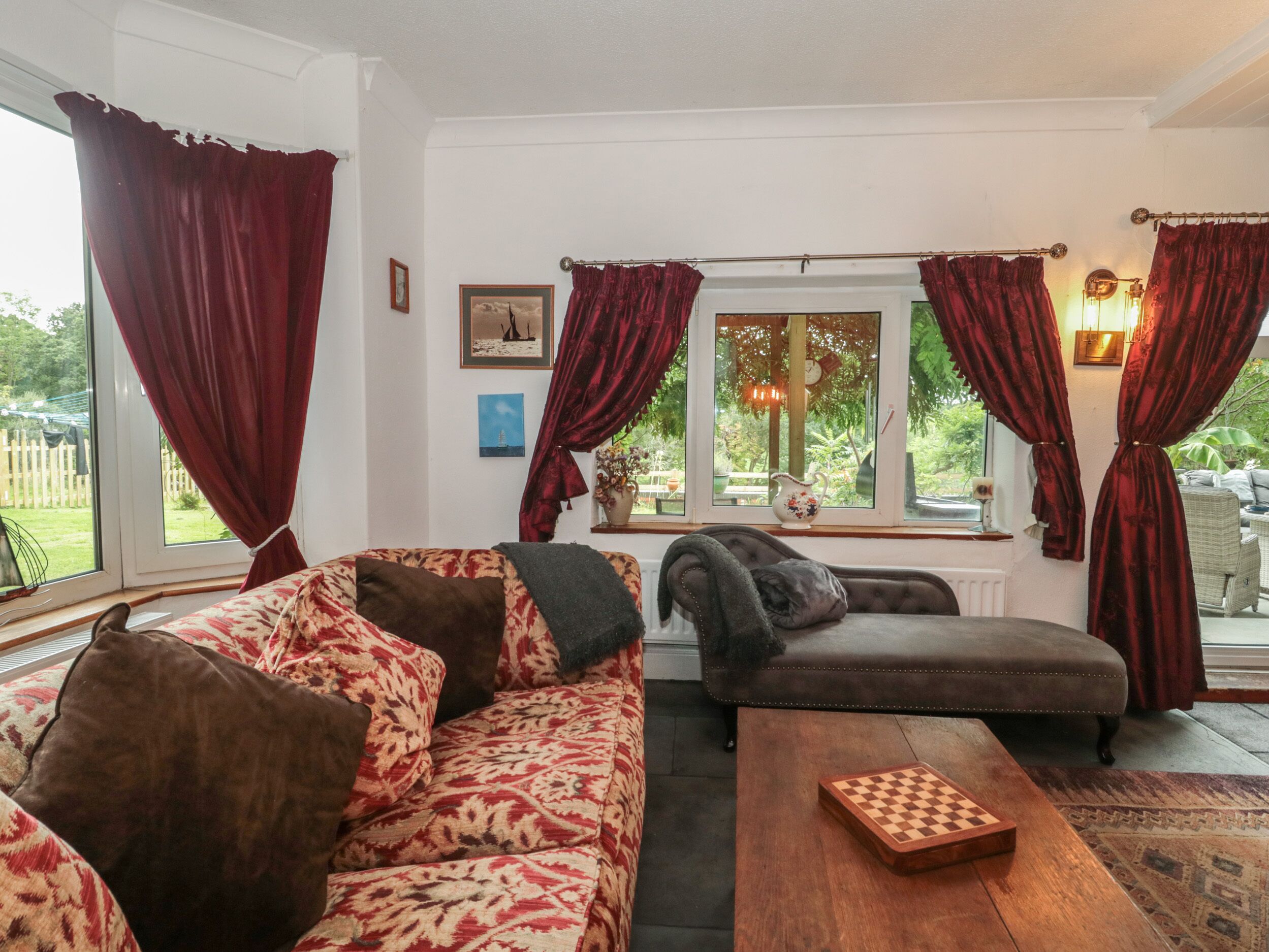 Brook Farm, Pet Friendly, Country Holiday Cottage In Ringwood - Fordingbridge