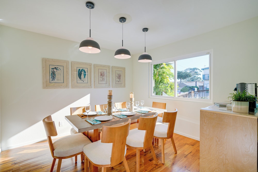 Seaside Home W/ Hot Tub & Patio: Close To Beaches! - Monterey, CA