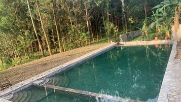 Piscina exterior