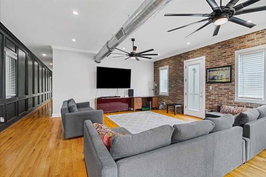 Spacious Modern Home , Close To Rivers , Austin, San Antonio & Wineries - San Marcos, TX