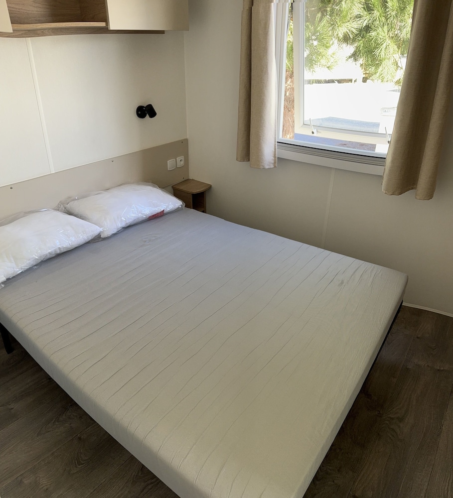 Mobil-home Tout Confort Pour Des Vacances En Famille Au Camping Le Mar Estang - Canet-en-Roussillon