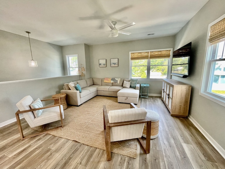 Potomac Paradise - Water Views Within Short Walk To Colonial Beach, Va - コロニアル・ビーチ, VA