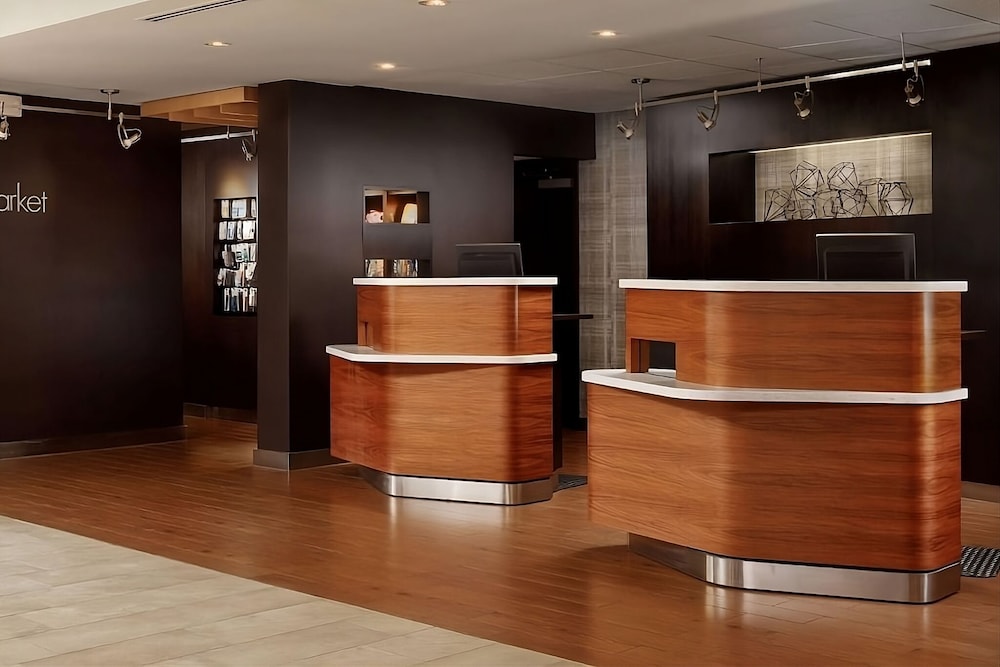 Conveniently To Excellent Transportation! Near Heisler Park, Pet-friendly - Irvine, CA