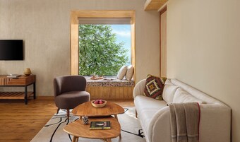Suite, 1 cama king-size (Cottage) | Roupa de alta qualidade, minibar, cofre com capacidade para portátil 