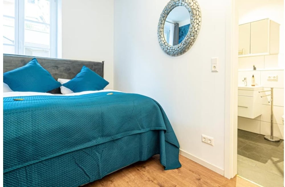 Lit Living: Luxus | Box Spring | Wh Altstadt | - Weinheim