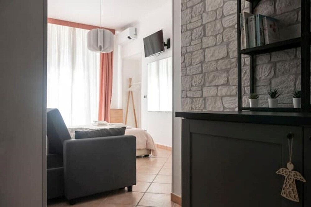 Private apartment in Termini - Castro Pretorio - Rome | Vrbo