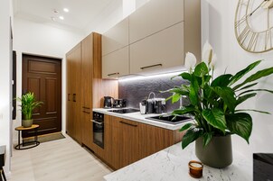 Estúdio | Cozinha privada | Um frigorífico/congelador grande, um micro-ondas, um forno 