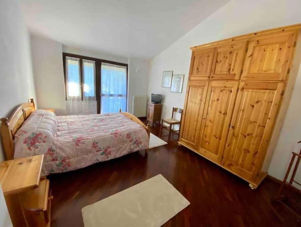 Independent Villa With Garden And Great View - Sondrio, Italia