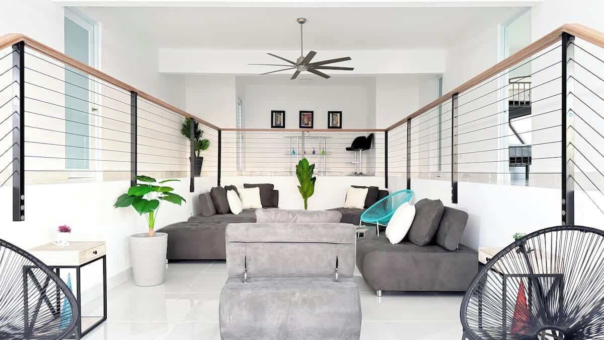 Cassablanca On The Hill: Pool & Amazing Views - Bayamón