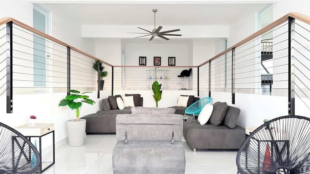 Cassablanca On The Hill: Pool & Amazing Views - Bayamón