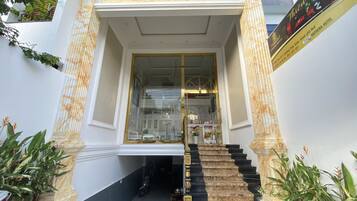 Fachada da propriedade