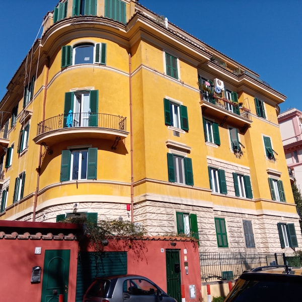 Andenis Tiber House - Rome