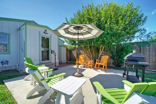 Rock The Boat By Avantstay 5 Blocks To Beach - Port Aransas, TX