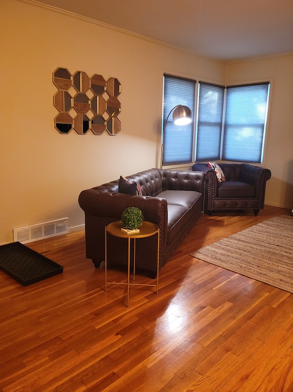 10 Min From Downtown Lincoln! Attractive & Modern. Lots Of Space & Toddler Trim. - Lincoln, NE
