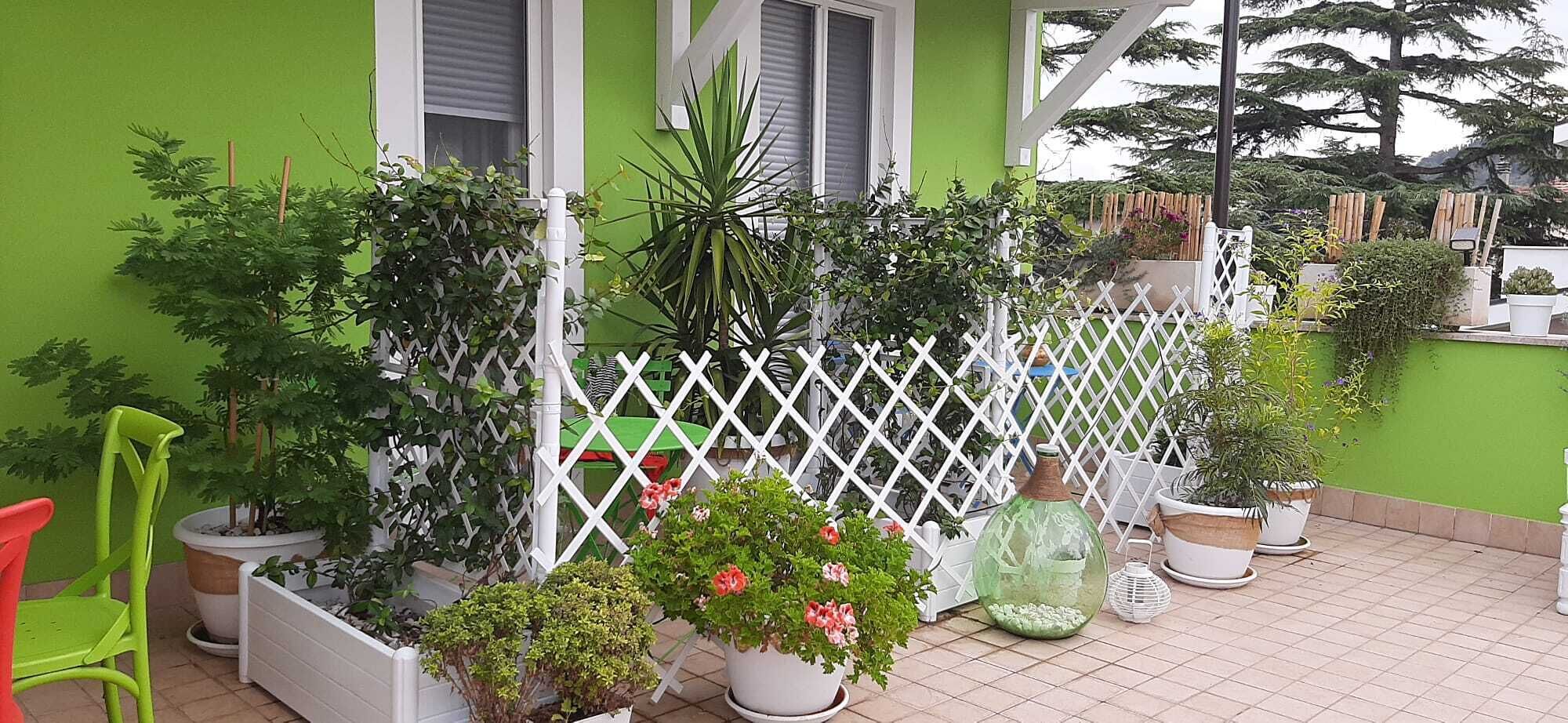 Quarto casal superior de uso individual, 1 cama de solteiro grande, para não fumantes, suíte | Terraço/pátio