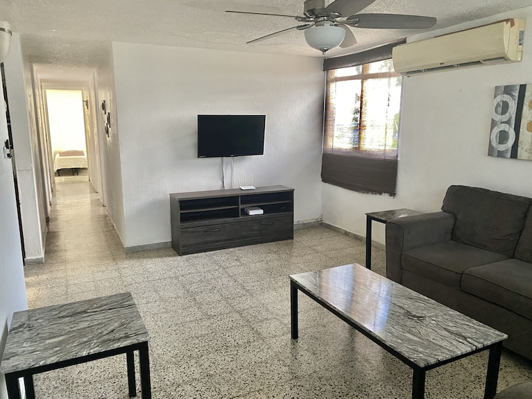 Jays Home By The Beach And Rainforest \Nfamily Suite - Puerto Rico