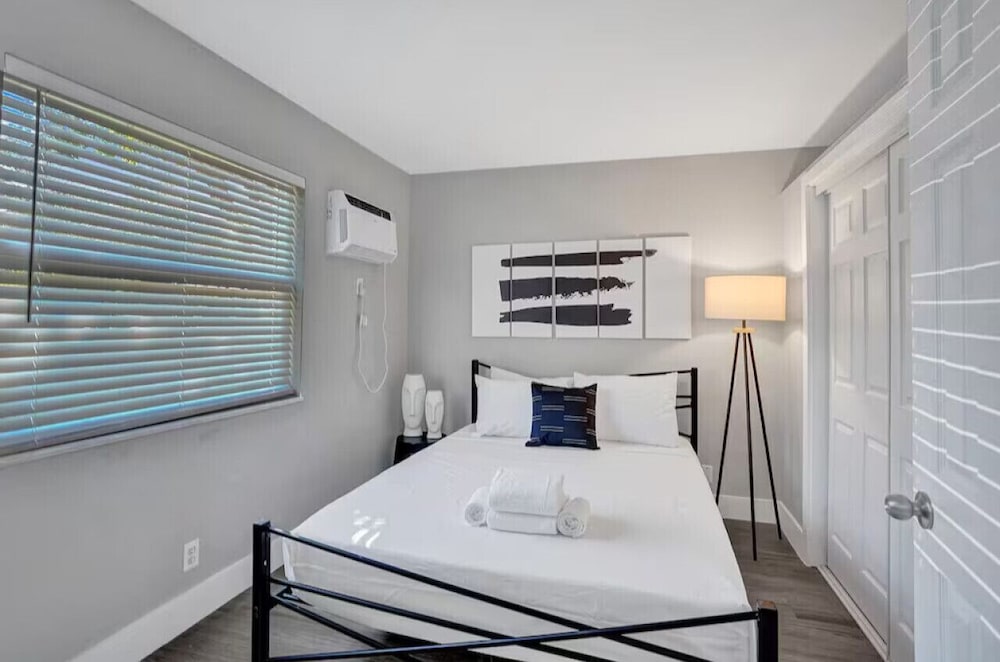 Rustic Retreats: Modern 1br For 4 Guests In The Heart Of Fort Lauderdale - Fort Lauderdale