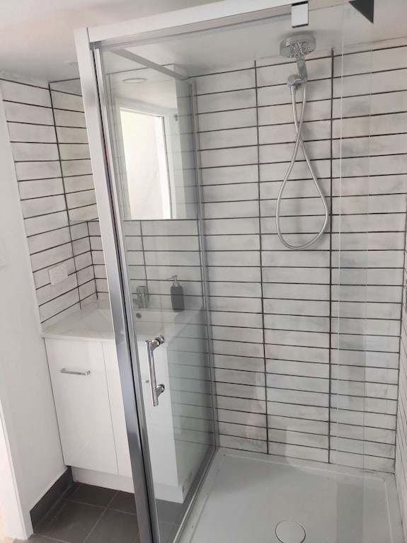 Tranquil Gold Coast Hinterland 4 Berth Tiny Home Getaway With Views To The Coast - Queensland