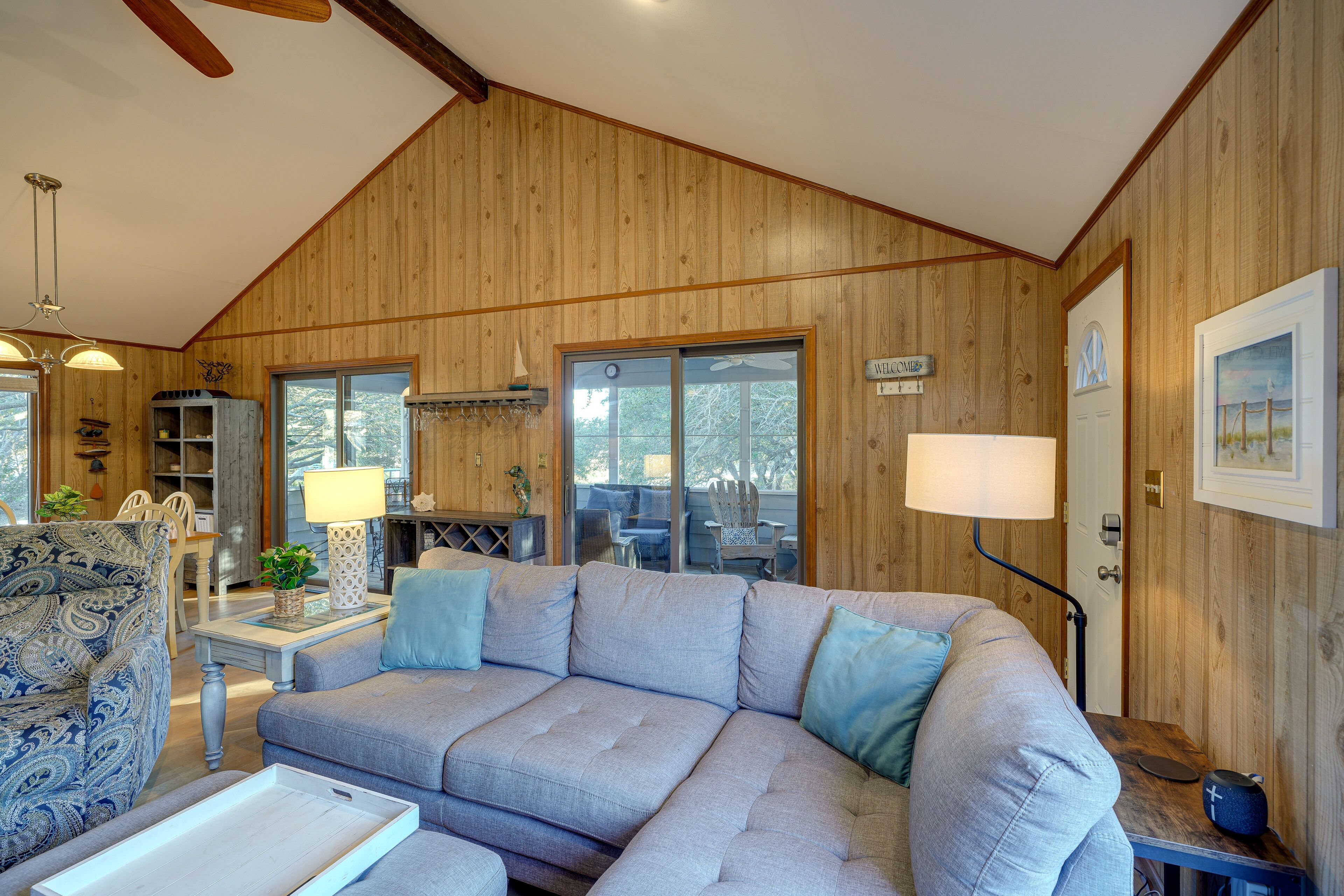 Outer Banks Retreat - Walk To Beach! - Southern Shores, NC