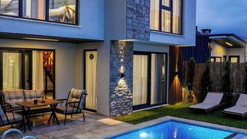 Deluxe Heated Pool Villa | 1 quarto, roupas de cama de algodão egípcio, roupas de cama premium