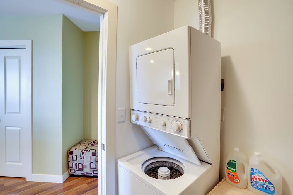 St Joseph Condo < 1 Mi To Beach & Downtown! - Benton Harbor, MI
