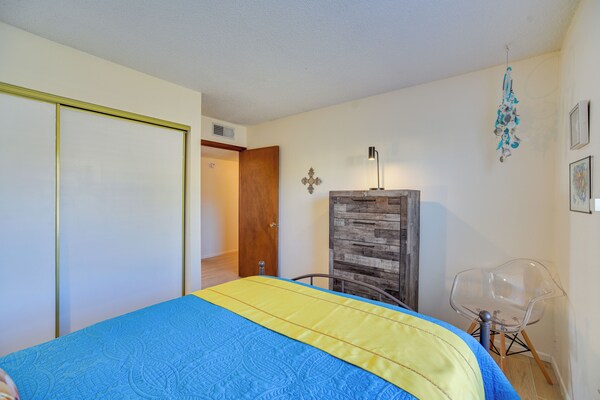 Adobe Home In Albuquerque W/ Covered Patio - Albuquerque, NM