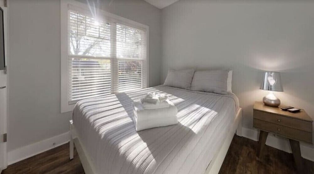 Tiny Living In Wilmore/south End - Charlotte Douglas Airport (CLT)