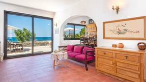 Platanias Beachfront Villa Elsa-90m to main Square Reviews, Deals ...