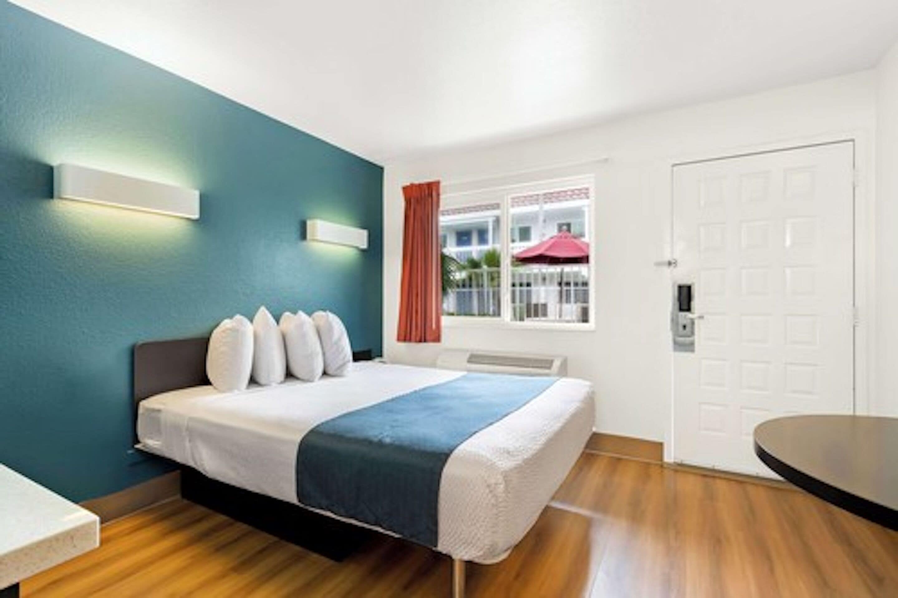 Wi-fi grátis, roupa de cama fornecida 